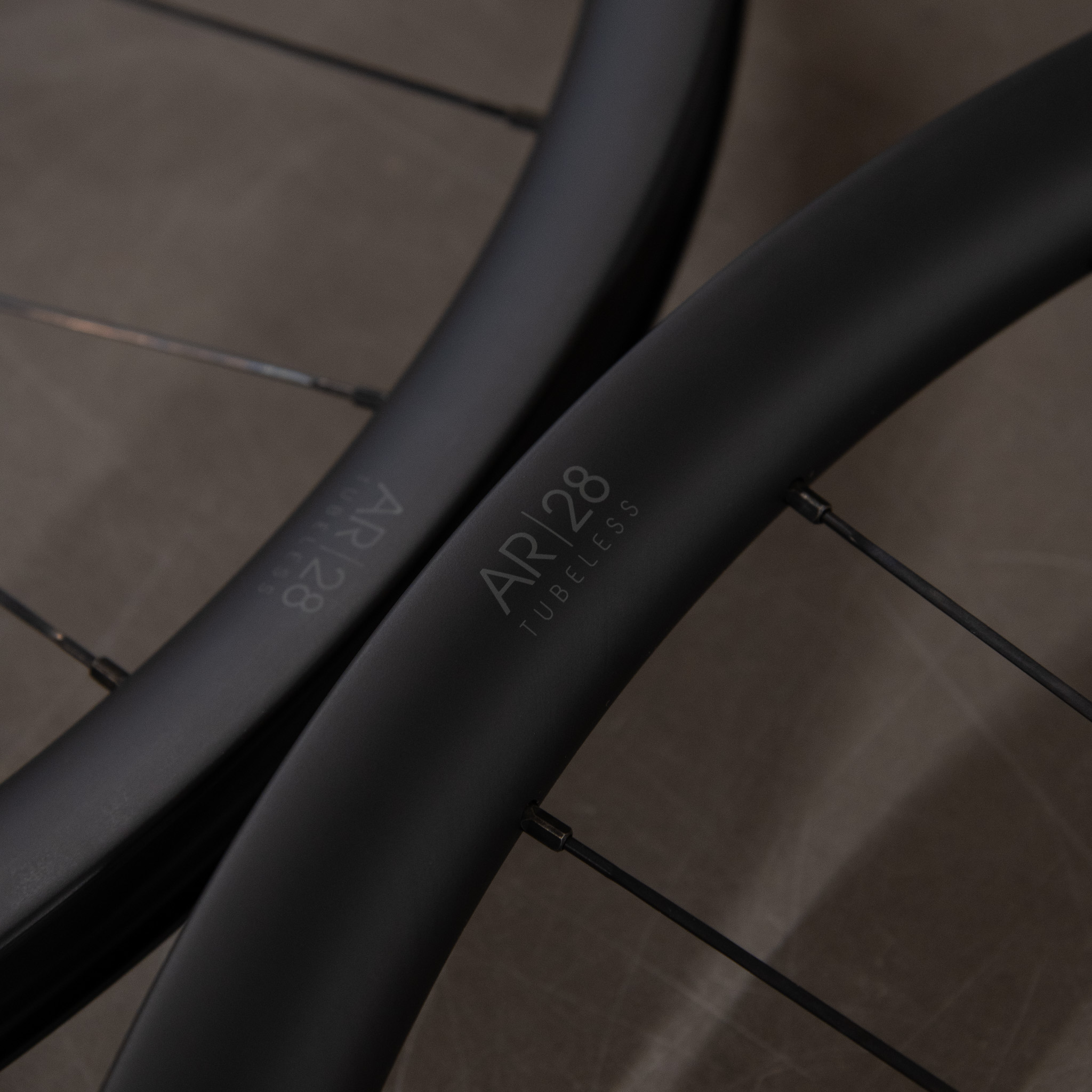 ÆRA AR|28 Carbon Wheelset with 28 hole Chris King R45D Centrelock hubs ...