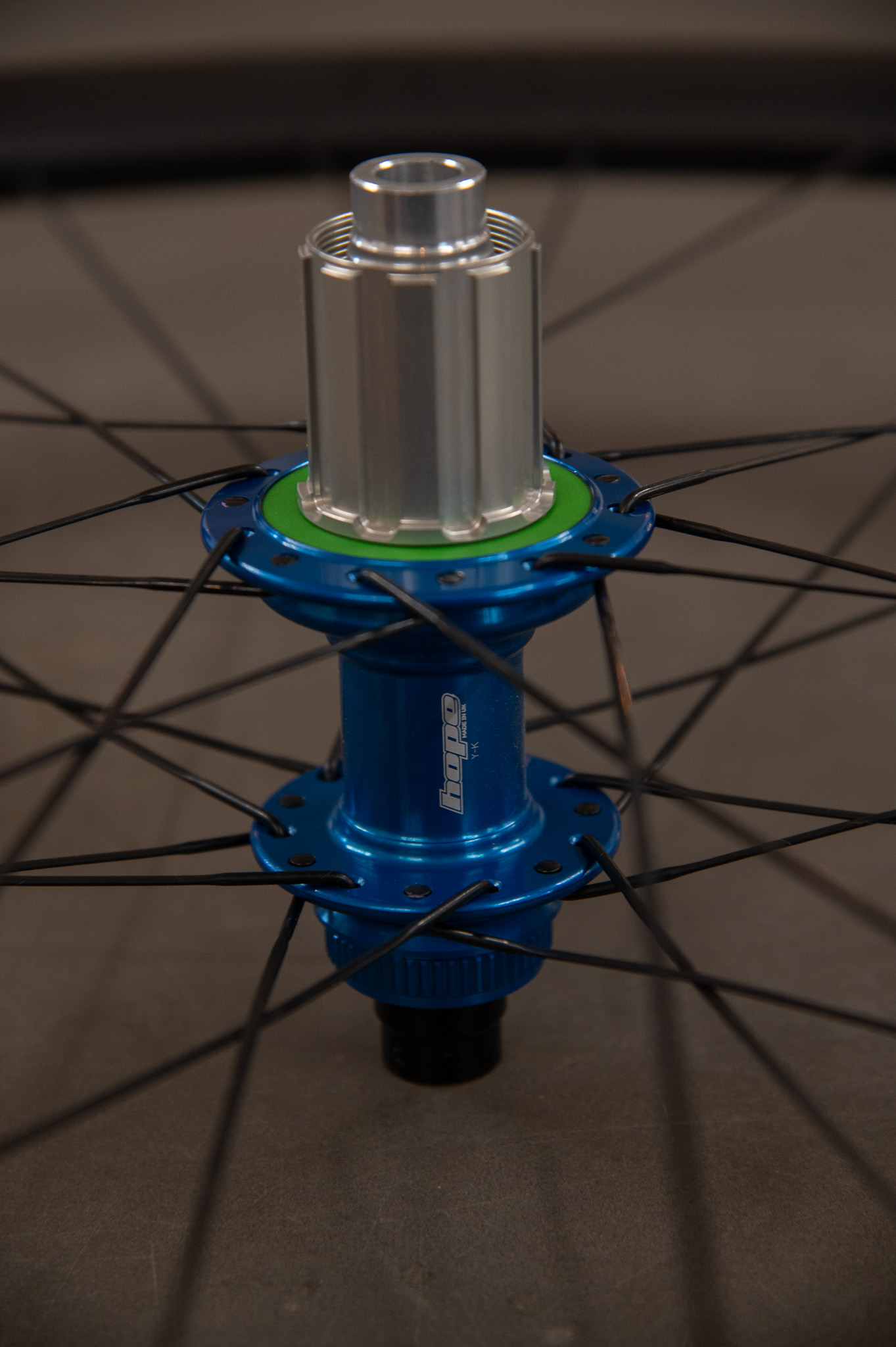 ÆRA AR|36 Carbon Wheelset with 28 hole Blue Hope RS4 Centrelock hubs - J.Laverack Bicycles