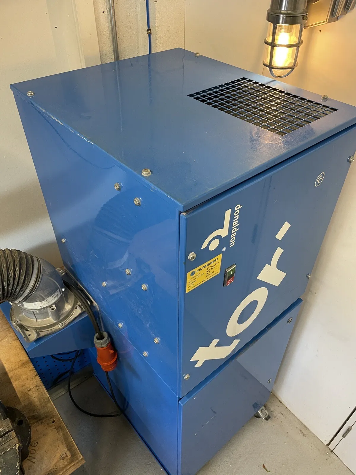 Donaldson Torit Dust Collector / Extractor VS 1200 - J.Laverack Bicycles