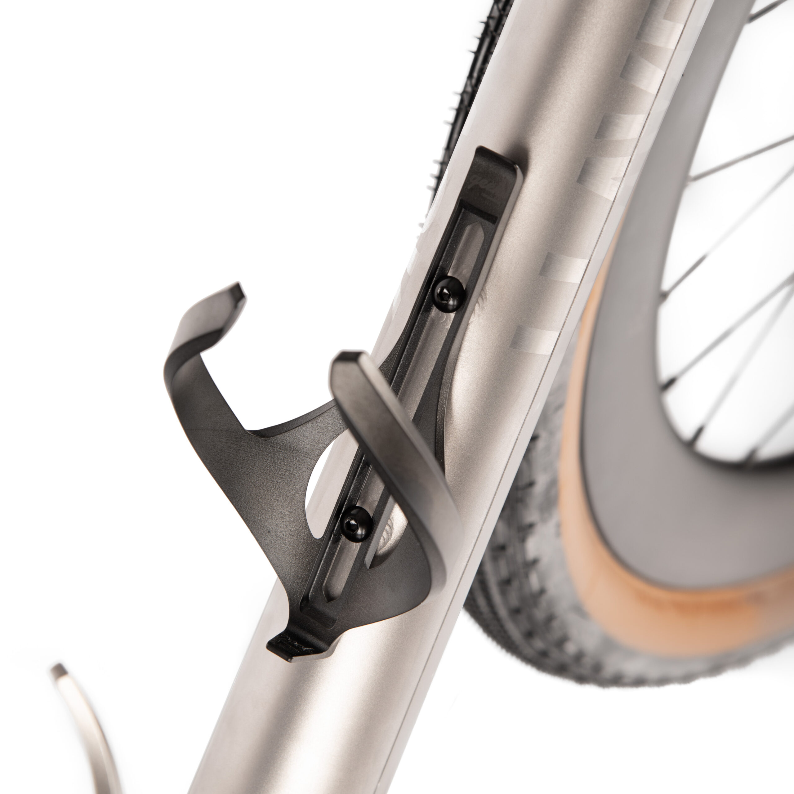 Geek 3D Printed Titanium Bottle Cage